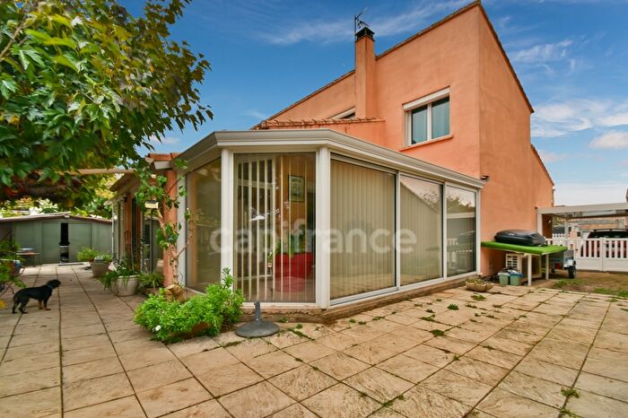 Maison à vendre - Nébian - 5 pièces - 4 chambres