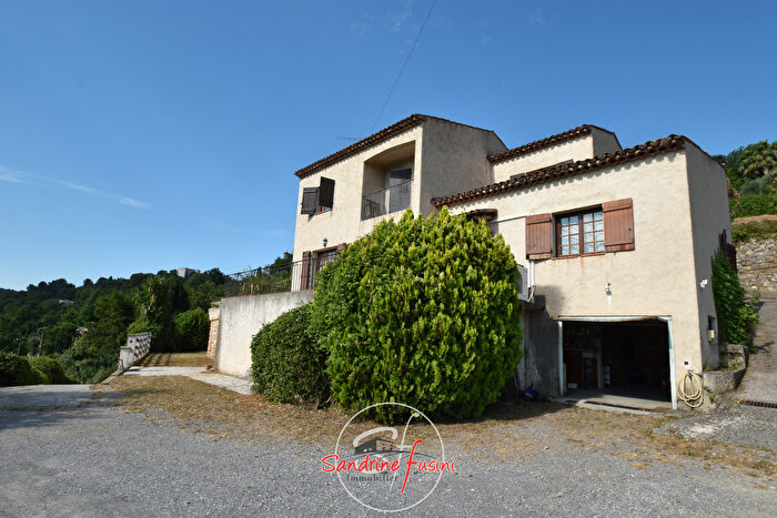 Maison à vendre - Saint-Jeannet - 7 pièces - 5 chambres