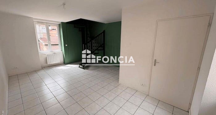 Hyper Centre-Vieille Ville, Saint-Étienne : Appartement 3 pièces à louer