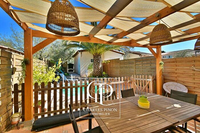 Maison à vendre - Vitrolles, Bords de létang, Tribales, Ferme de Croze - 4 pièces - 3 chambres