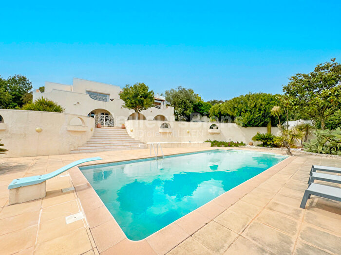 Maisons à vendre et appartements à louer - 1