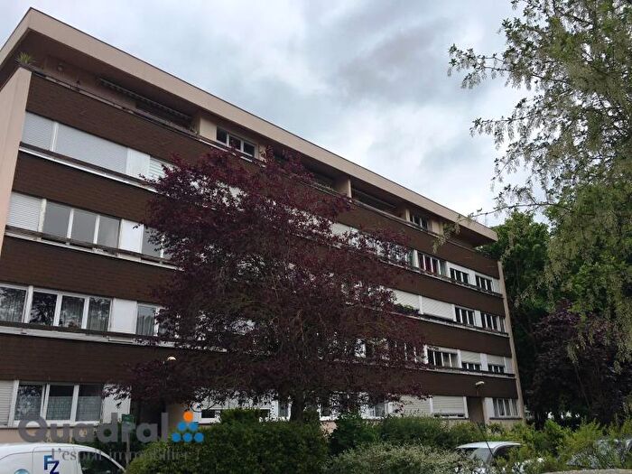 Metz, Devant les Ponts : Appartement 2 pièces à louer