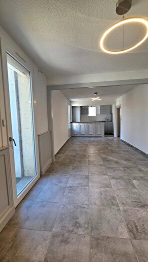 Appartement à louer - Narbonne, Bourg - 3 pièces - 2 chambres