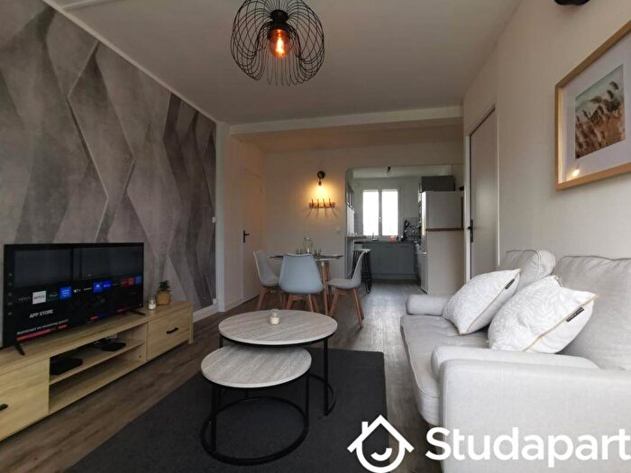 Appartement à louer - Saint Symphorien, Tours - 1 pièce - 3 chambres