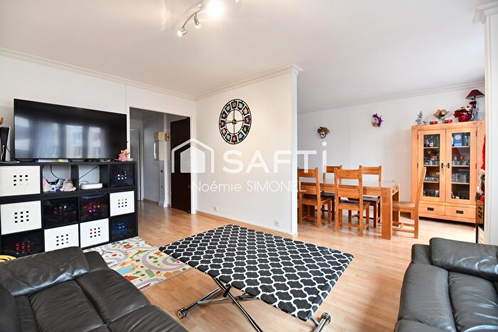 Appartement à vendre - Chilly-Mazarin, Gravigny - 6 pièces - 4 chambres