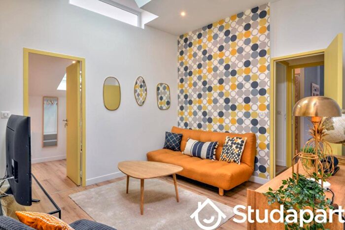 Appartement à louer - Bordeaux Sud - 1 pièce - 2 chambres