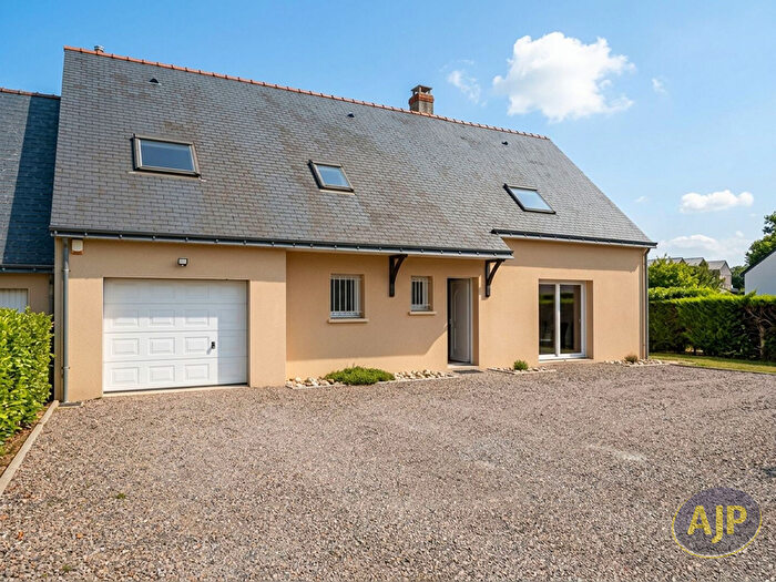 Maison 6 pièces à vendre à Saint-Barthélemy-d'Anjou