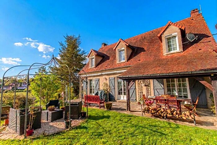 Gaillon-sur-Montcient : Maison 8 pièces à vendre