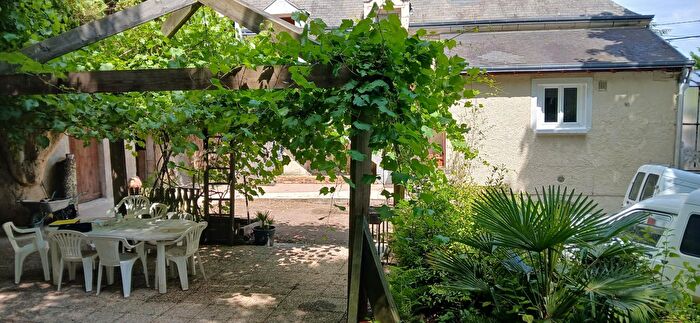 Maison à vendre - Saint-Patrice - 5 pièces - 3 chambres