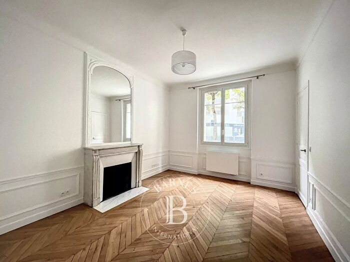 Appartement 2 pièces à louer - Paris 16ème, Porte de Saint-Cloud, Auteuil-Sud