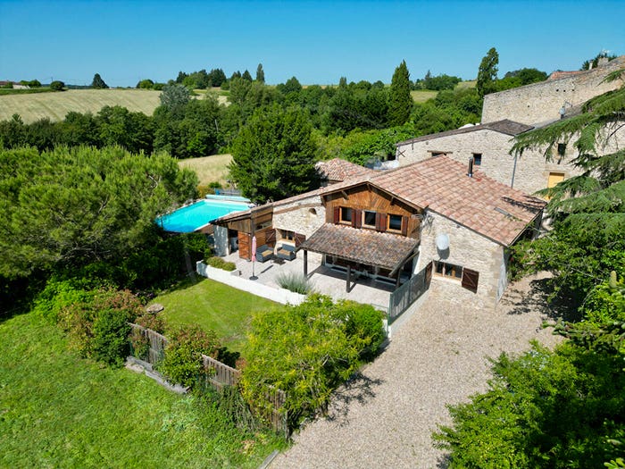 Maison 15 pièces à postalCode, à vendre