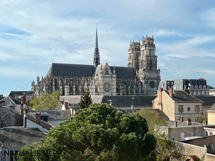Appartement 4 pièces à vendre à Orléans, Cathédrale, Jeanne d'Arc