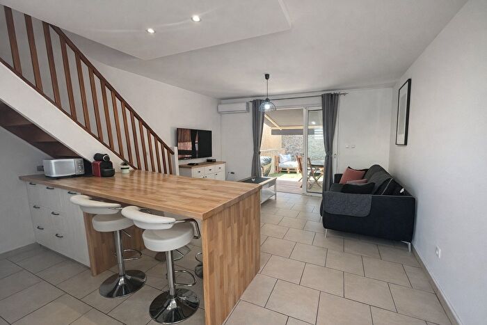 Maison à louer - Saint-Leu, Centre-ville - 2 pièces - 1 chambre