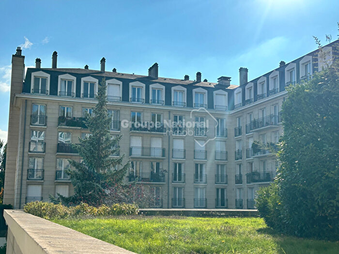 Appartement 4 pièces à Versailles, Chantiers, à vendre