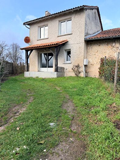 Maison à louer - St Vincent Jalmoutiers - 3 pièces - 2 chambres