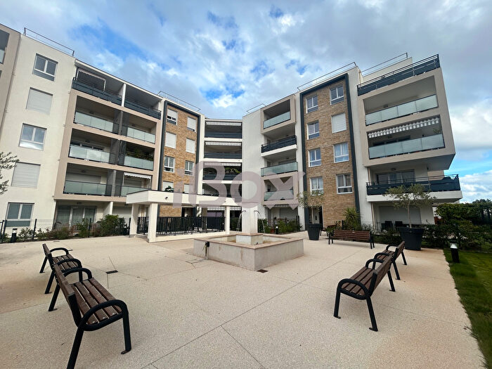 Appartement à vendre - Hyères, Maurels - 2 pièces - 1 chambre