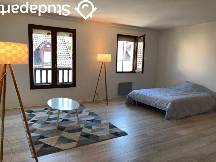 Appartement à louer - Port Ham-Village, Cergy - 1 pièce