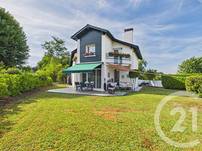 Ustaritz : Maison 5 pièces à vendre