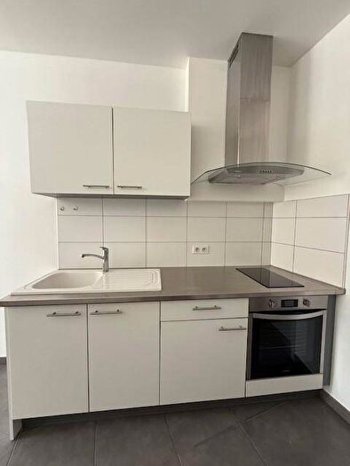 Appartement à louer - Heritan-Neuf Cles, Mâcon - 1 pièce