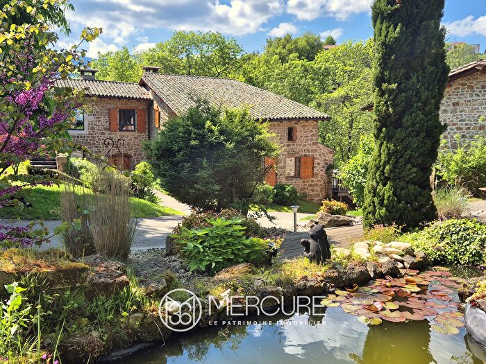 Maison à vendre - Pélussin - 12 pièces - 7 chambres