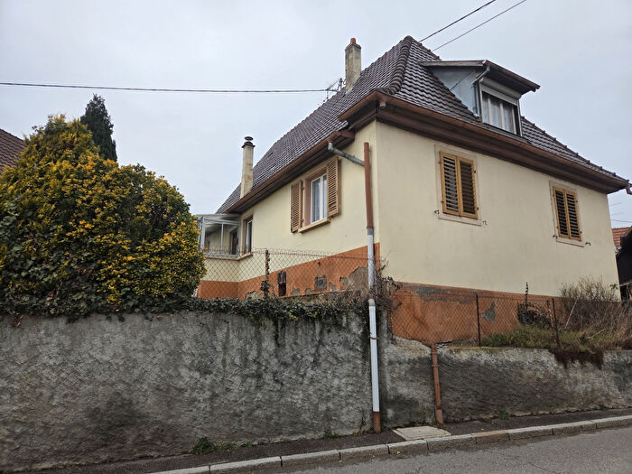 Maison à vendre - Eschentzwiller - 4 pièces - 3 chambres