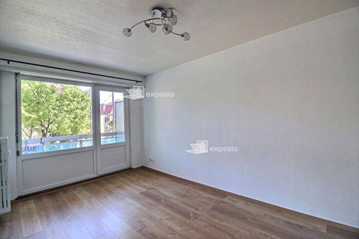 Appartement à louer - Neudorf Ouest Centre, Strasbourg - 2 pièces - 1 chambre