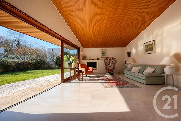 Maison à vendre - Saint-Maur-des-Fossés, Vieux-Saint-Maur - 6 pièces - 4 chambres