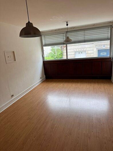 Appartement 4 pièces à louer à Grand Parc, Bordeaux