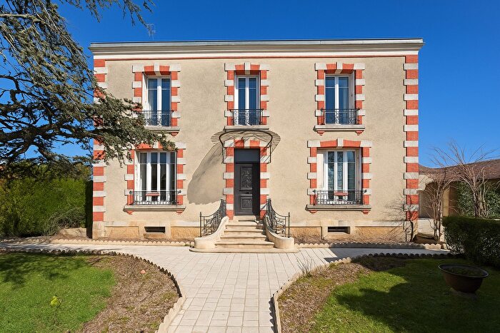 Maison 6 pièces à vendre à Saint-Fraigne