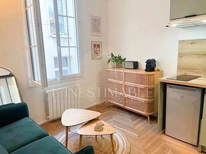 Centre Ville, Aix-en-Provence : Appartement 1 pièce à louer