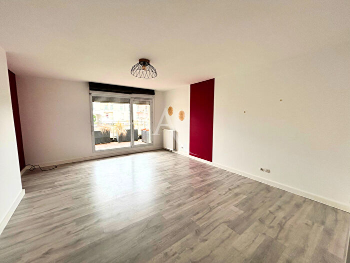 Appartement à vendre - Charnay-lès-Mâcon - 4 pièces - 3 chambres