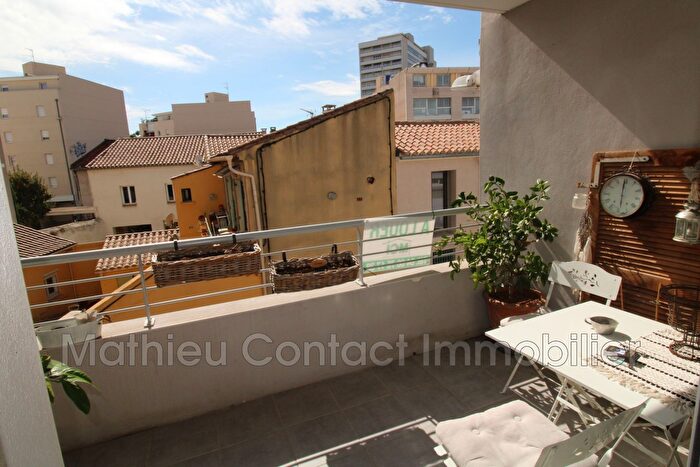 Appartement à louer - Nîmes, Jean Jaurès - 3 pièces - 2 chambres