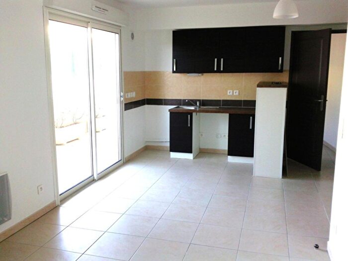 Appartement à vendre - Aramon - 3 pièces - 2 chambres