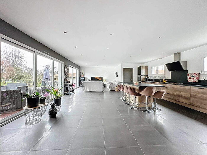 Maison à vendre - Sadirac - 4 pièces - 3 chambres