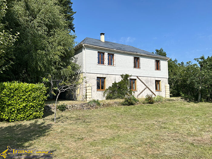 Maison à vendre - Lachaux - 4 pièces - 3 chambres