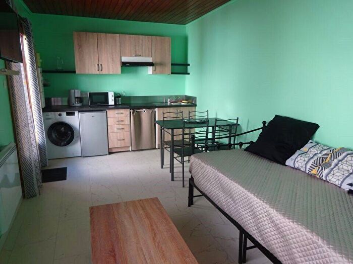 Appartement 1 pièce à louer - Centre Ville-Stalingrad, Alès