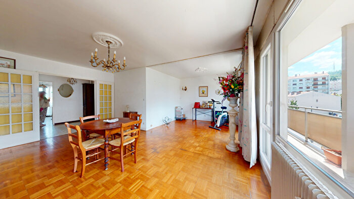Appartement 4 pièces à vendre - Saint-Étienne, Bernay, Valfuret
