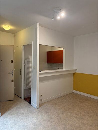 Appartement à louer - Bordeaux, Saint-Pierre - 2 pièces - 1 chambre