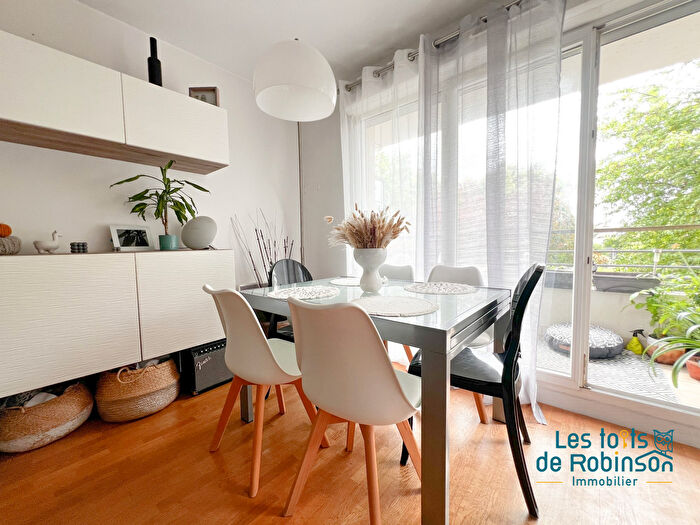Appartement à vendre - Le Plessis-Robinson - 3 pièces - 2 chambres