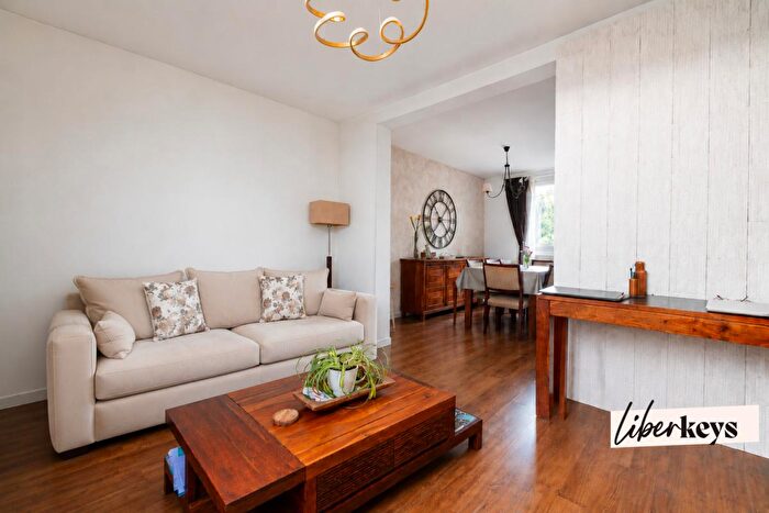 Appartement 4 pièces à vendre - Sainte-Geneviève-des-Bois, Saint-Hubert