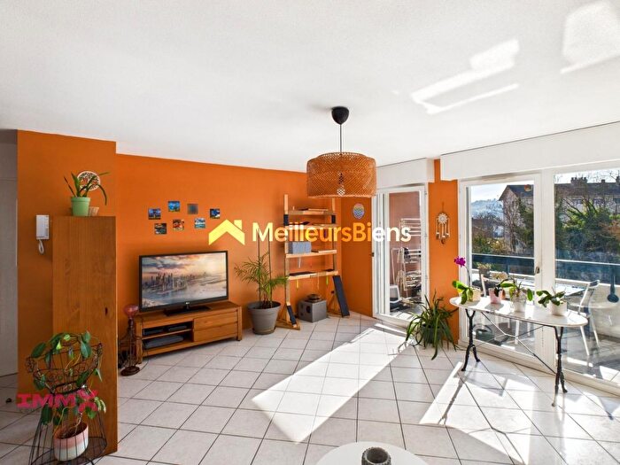 Appartement à vendre - Rumilly, Centre-ville - 5 pièces - 4 chambres