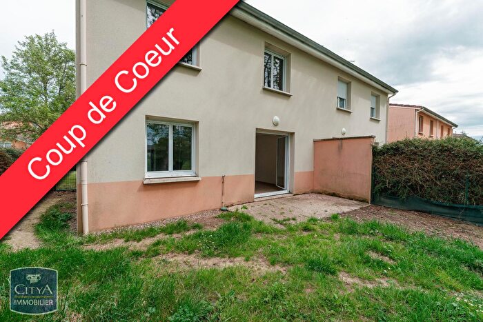 Maison 4 pièces à louer à Vendat
