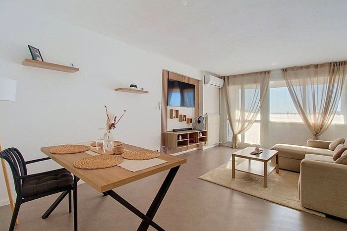 Appartement 3 pièces à Avenue de Marseille-Liourat, Vitrolles, à louer