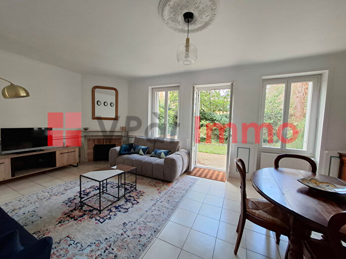 Appartement à louer - Versailles, Saint-Louis - 5 pièces - 4 chambres