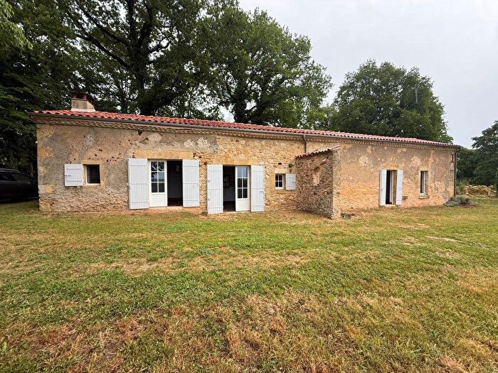 Maison 6 pièces à louer à Mouleydier
