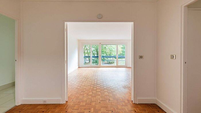 Appartement à louer - La Ronce, Ville-dAvray - 2 pièces - 1 chambre