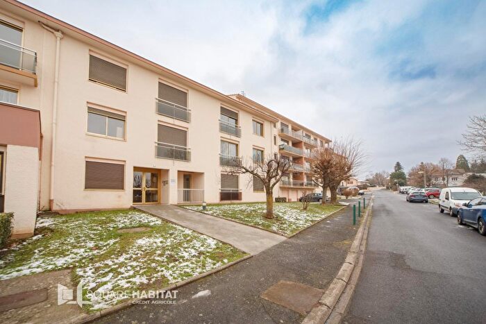 Appartement à louer - Issoire, Murat, Pasteur, Pailloux - 1 pièce