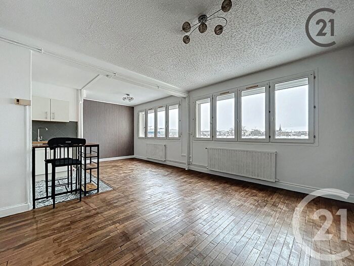 Appartement à vendre - Troyes, Saint-Martin - 4 pièces - 2 chambres