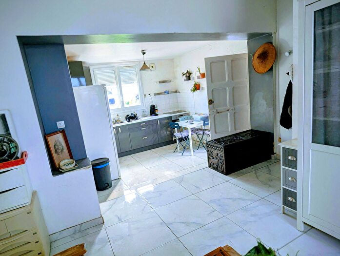 Maison à vendre - Saint-Pierre-des-Corps - 4 pièces - 3 chambres