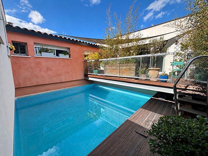 Maison 4 pièces à louer - Nîmes, Ville Active